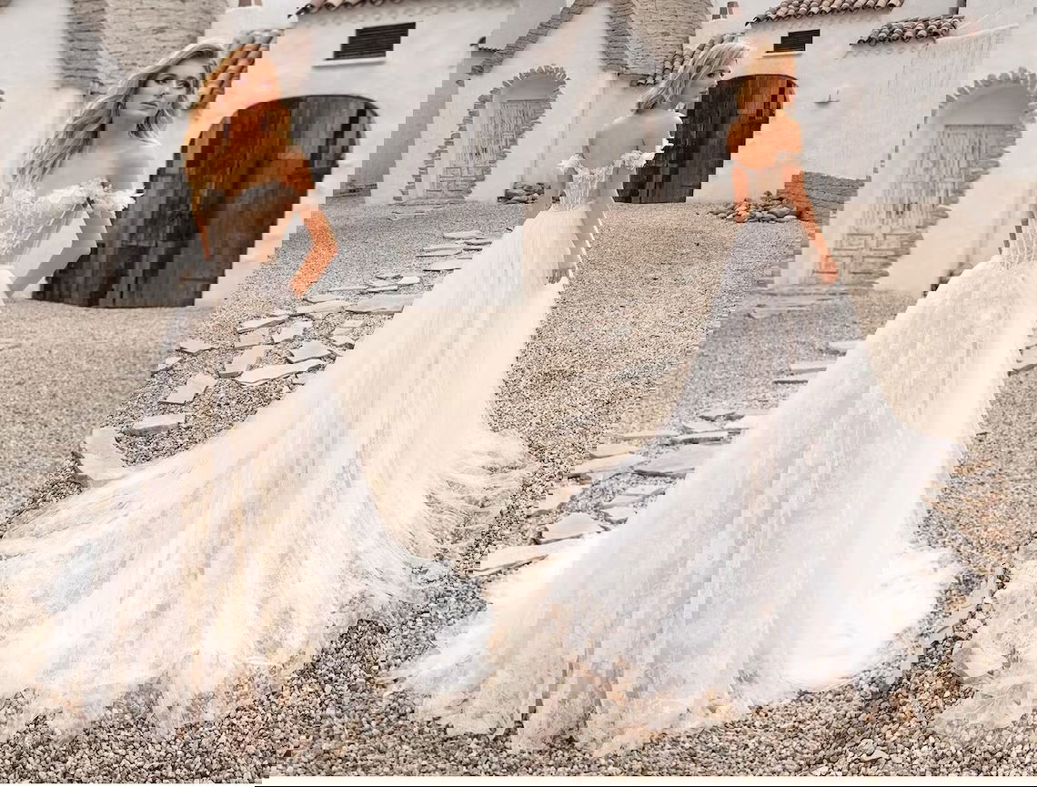 13 Best Belly Fat Wedding Dresses to Hide Belly and Arms - GigWise