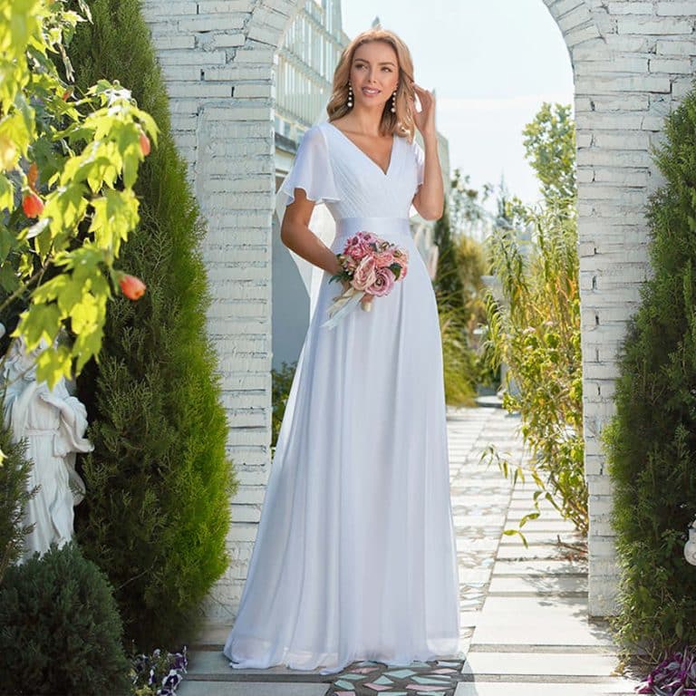 13 Best Belly Fat Wedding Dresses to Hide Belly and Arms - GigWise