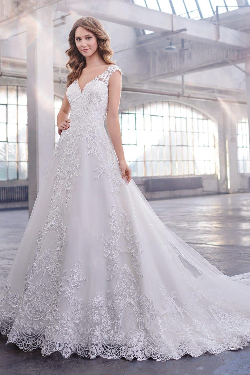 13 Best Belly Fat Wedding Dresses to Hide Belly and Arms - GigWise