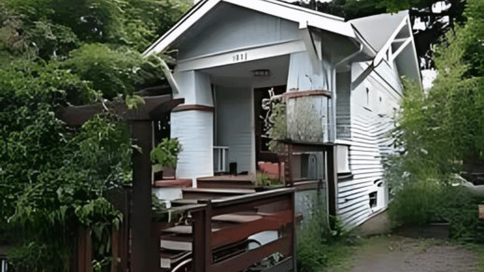 Dave Matthews House: $3,60,000 Modest Seattle Home - GigWise