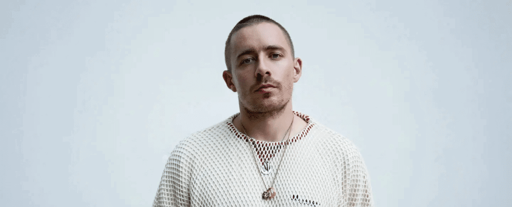 26 Baritone Pop Singers Who Redefined the Genre - GigWise