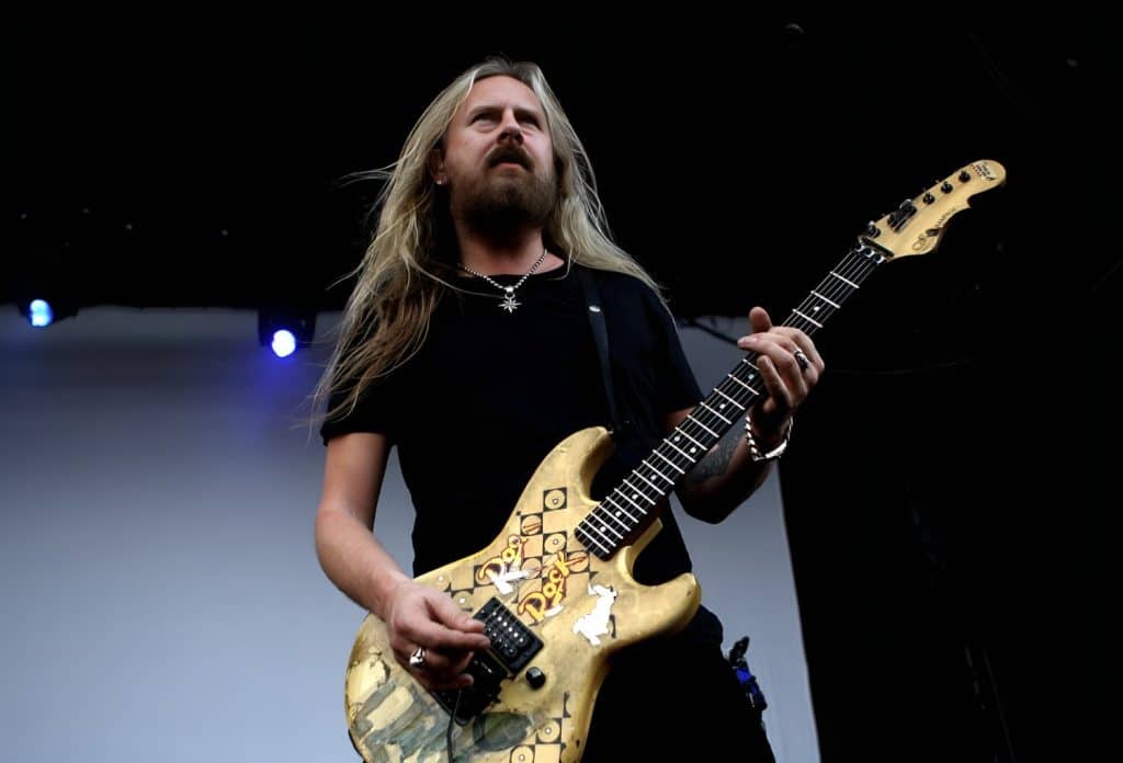 From Staley to DuVall: The Evolution of Alice in Chains Members - GigWise