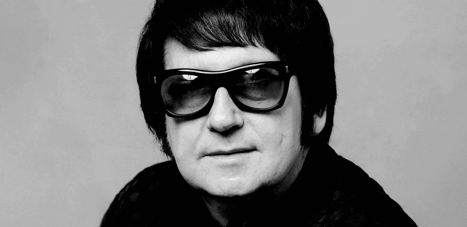 26 Baritone Pop Singers Who Redefined the Genre - GigWise