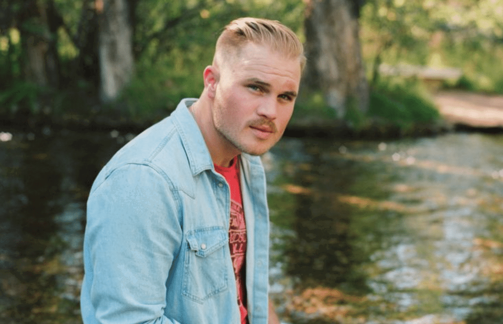 Height and Its Impact on Zach Bryan Career - GigWise