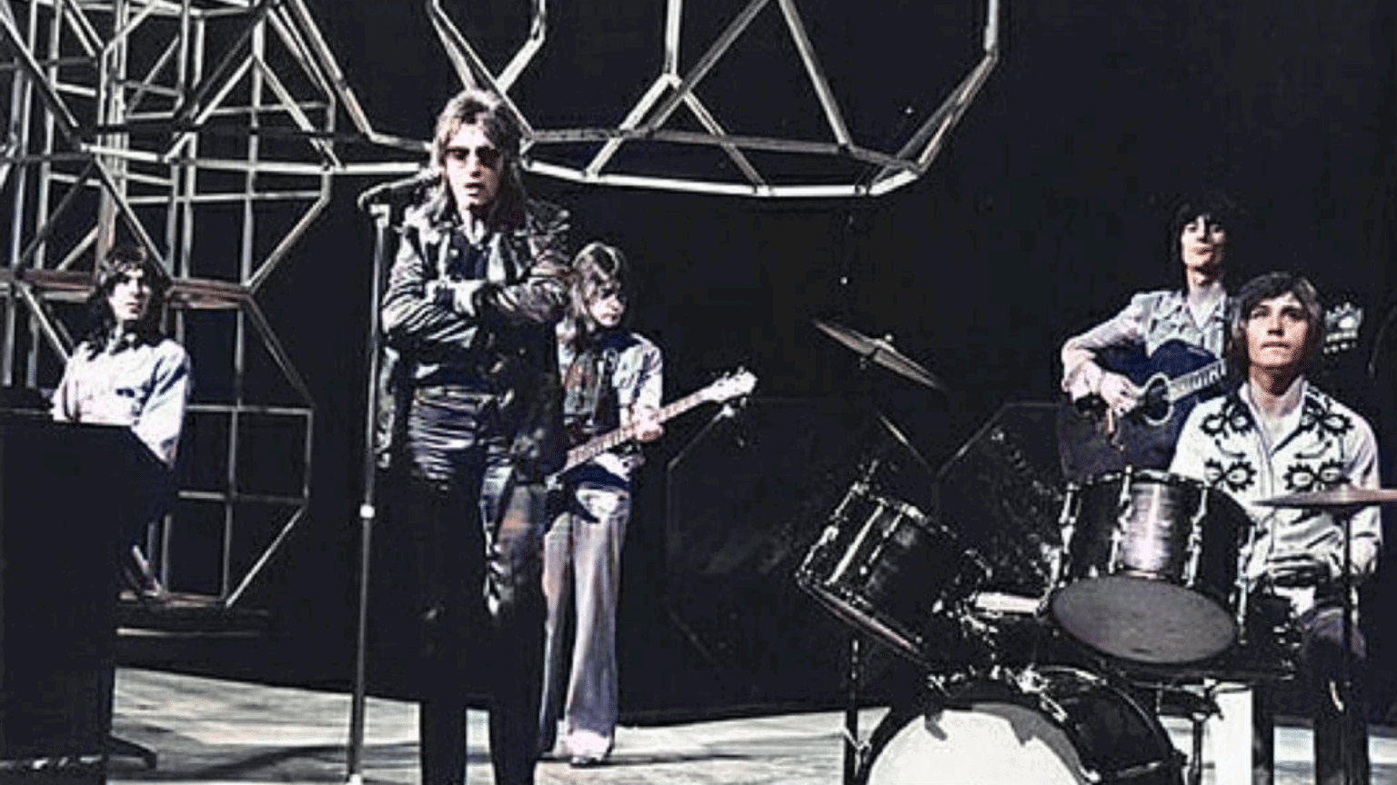 Unveiling the Power: The True Identity of The Faces Band Members - GigWise