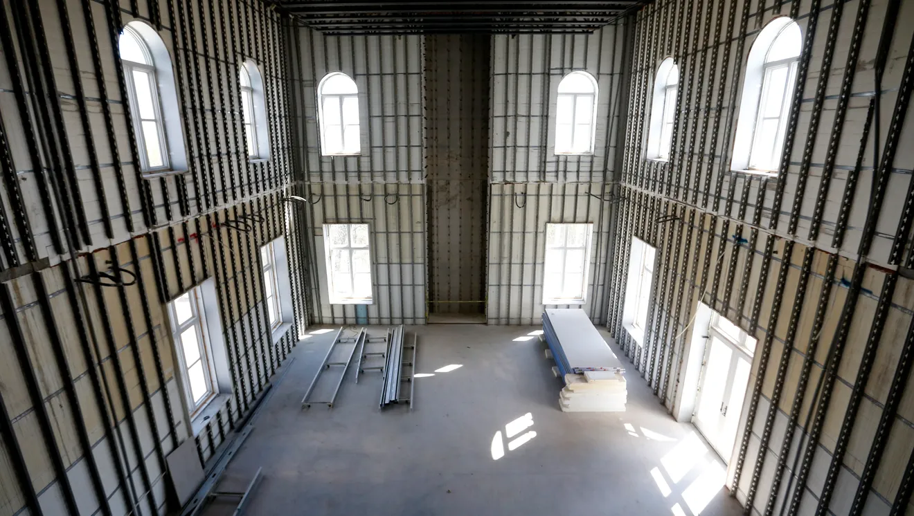 Inside Pensmore Mansion: America's Fortress Home - GigWise