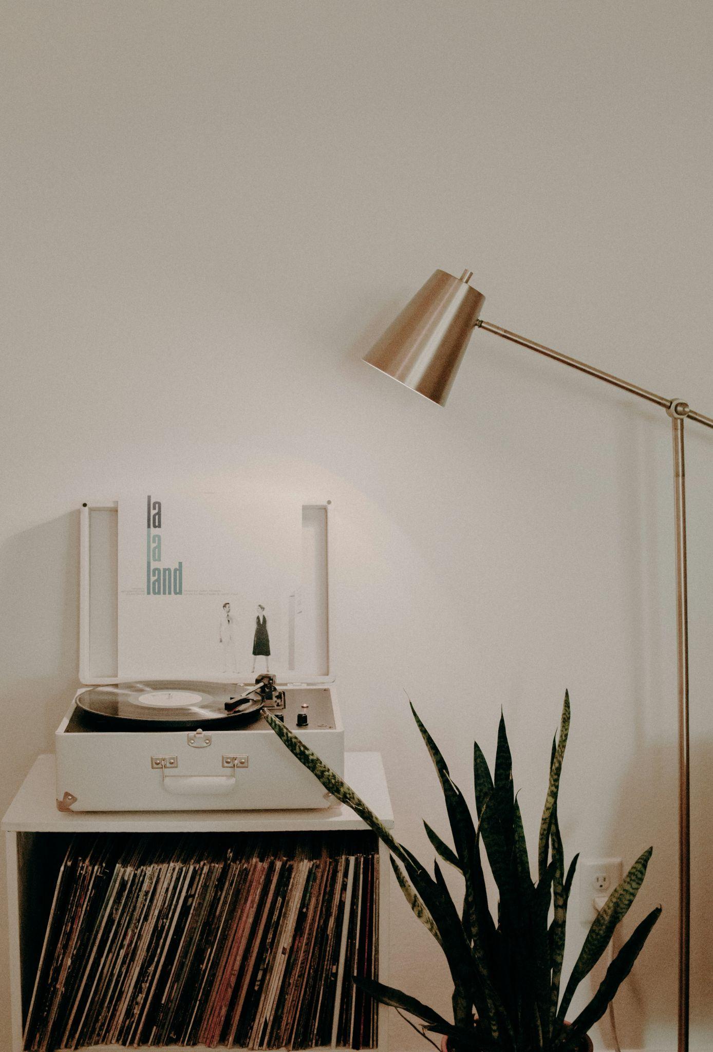How to Create the Perfect Cozy Listening Room - GigWise