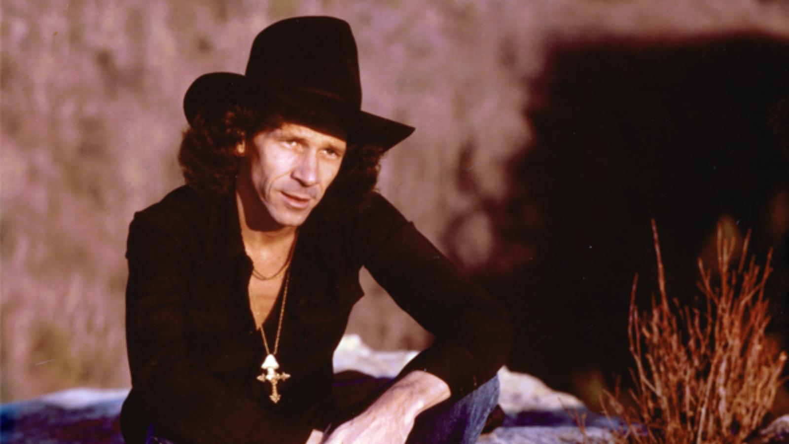 Country Draggin' Shackles Lyrics by Gary Stewart - GigWise